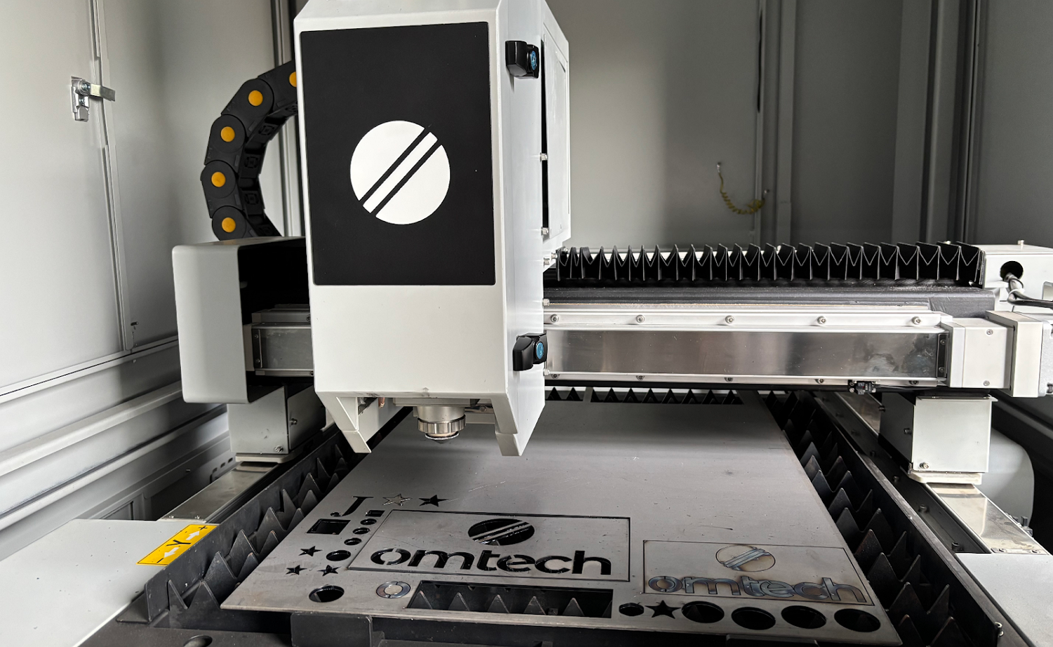 How to Laser Cut Stainless Steel: A Complete Guide – OMTech